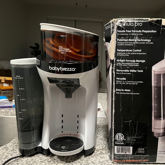 Baby Brezza | Other | Baby Brezza Formula Pro Advanced In Black And ...